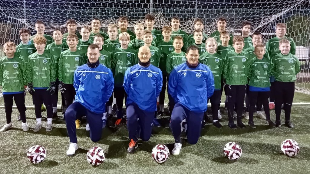 SJAJNI UVJETI, ODRAĐENO 30 TRENINGA: Golmanski kamp Cotić-Starčić ...