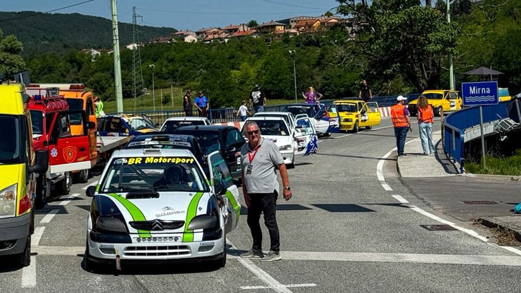 Ispred više tisuća posjetitelja jučer u Buzetu otvorena Formula Driver ...